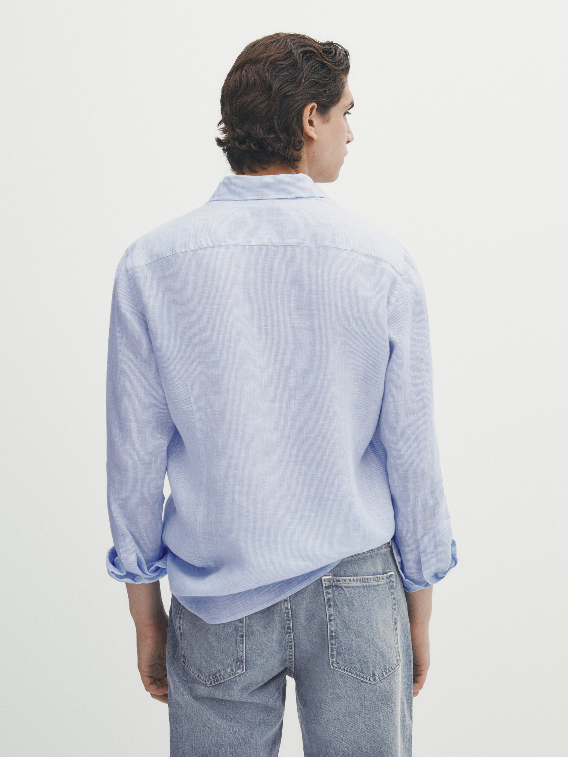 Bluzë linoje slim fit me vija · Bojëqiell · Shirts | Massimo Dutti