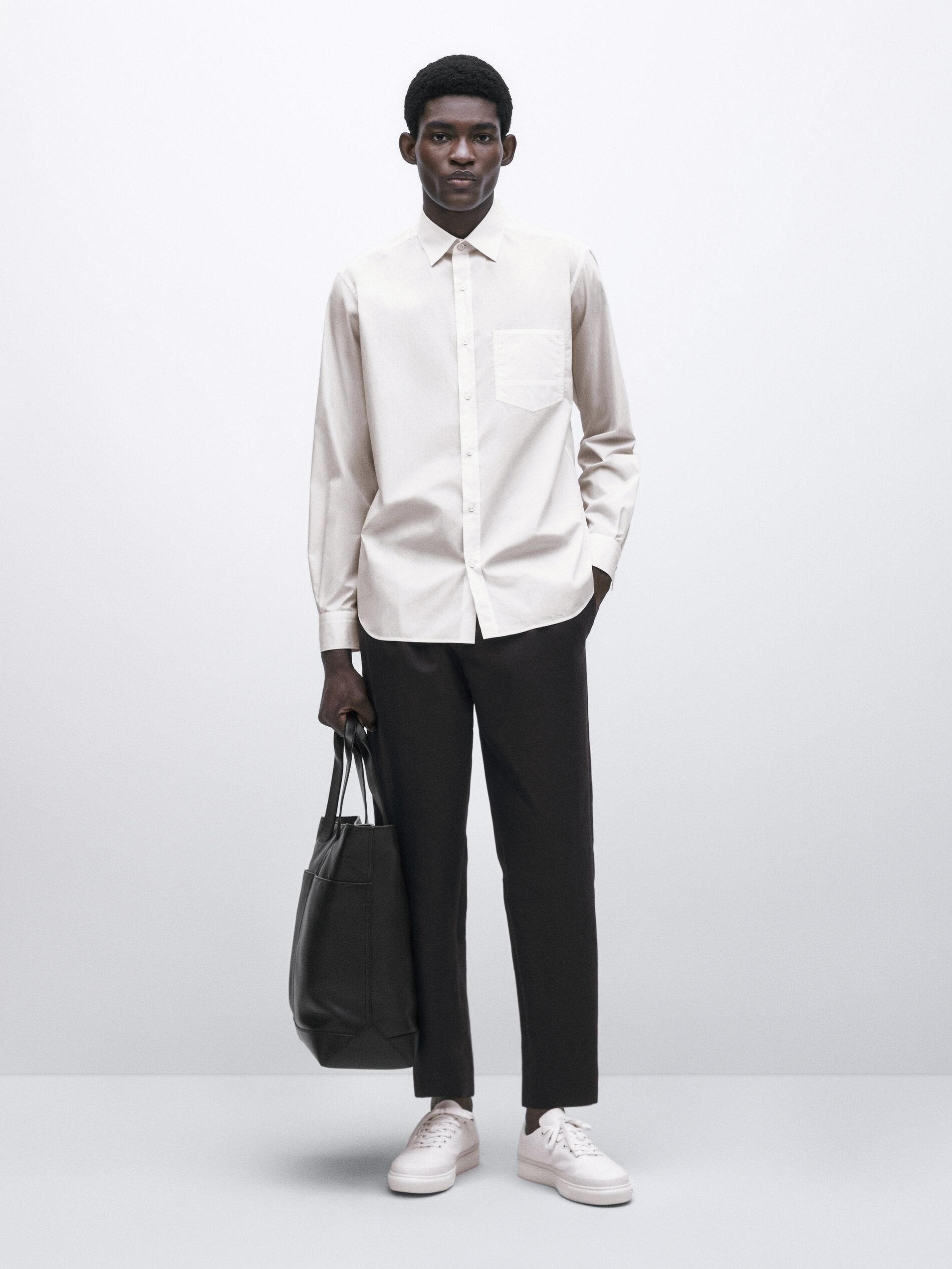 Хлопковая рубашка свободного кроя с карманом —Studio - Massimo Dutti ...