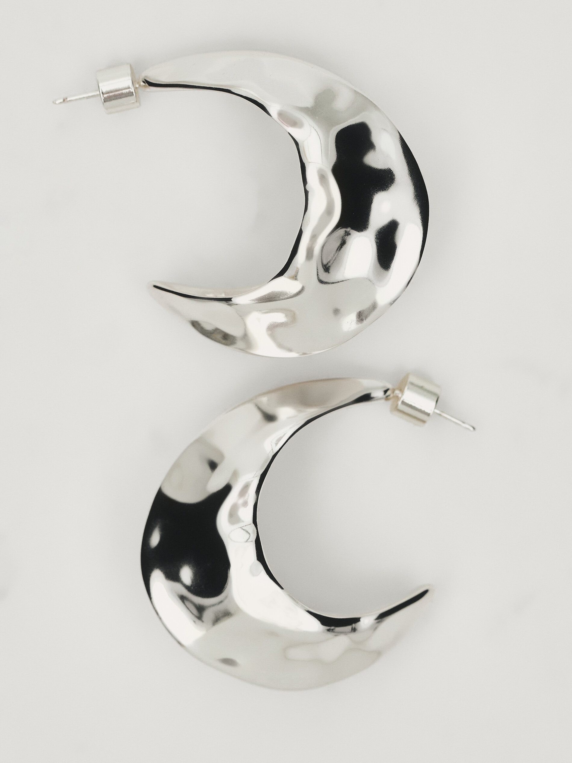 Belarritako-uztaidun kurbatuak ehundurarekin · Zilarra · Osagarriak ...