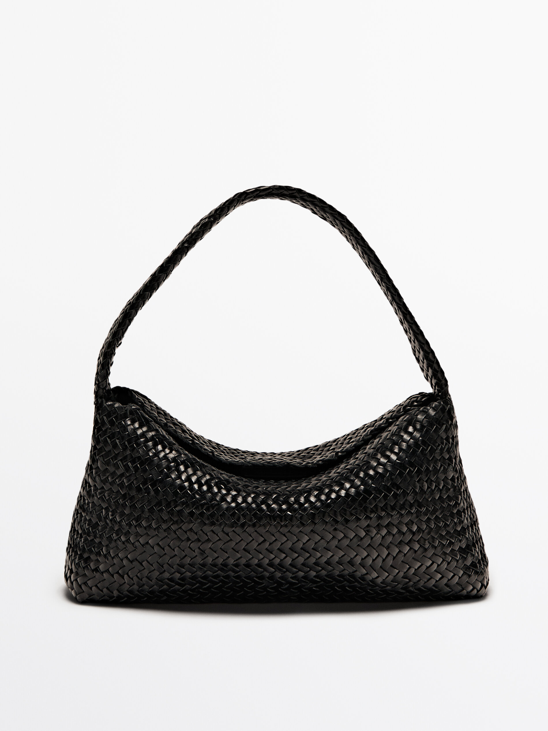 Tas croissant anyaman kulit nappa · Hitam, Putih · Accessories ...