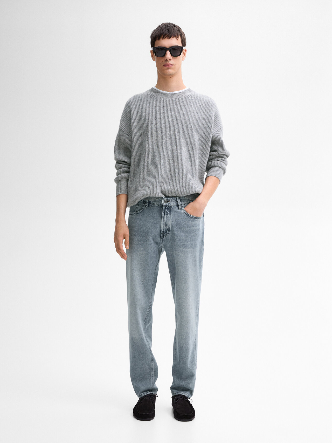 Mens tapered-fit jeans