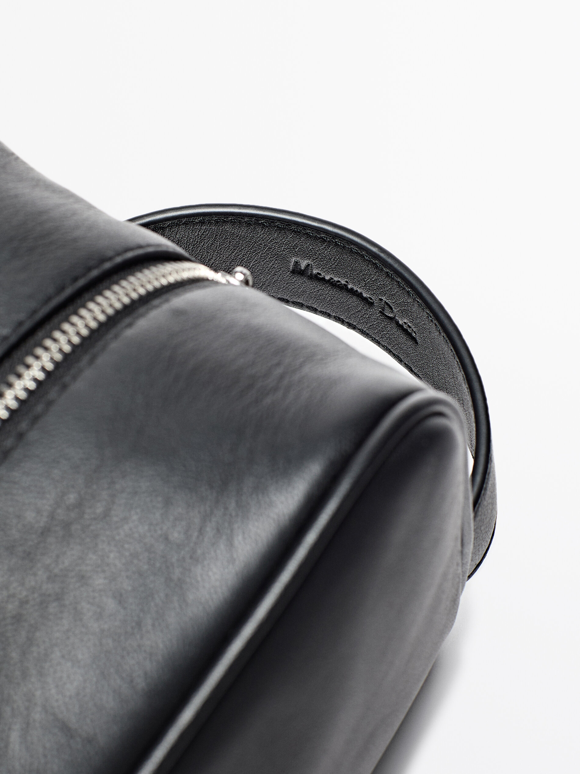 Neceser piel napa cremallera · Negro · Sacos | Massimo Dutti