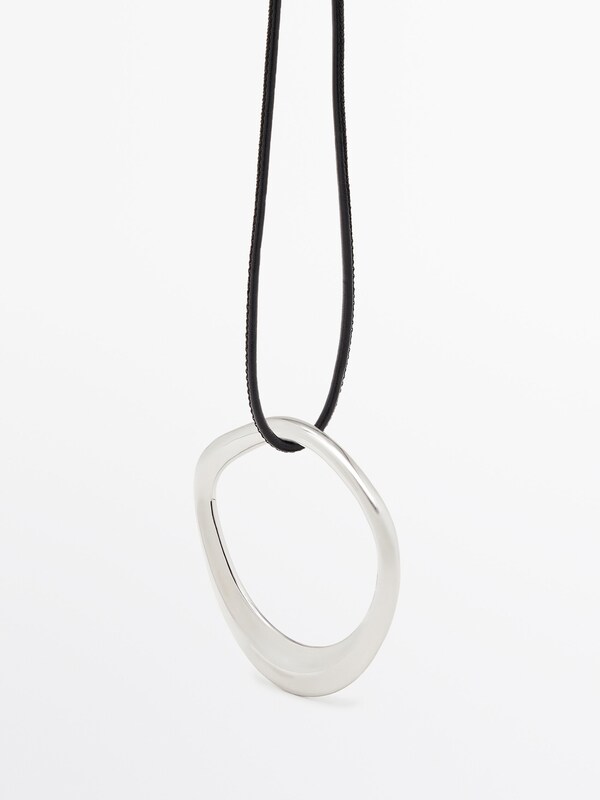 Collar Piel Detalle Pieza Asimétrica · Plata · Accesorios Massimo Dutti