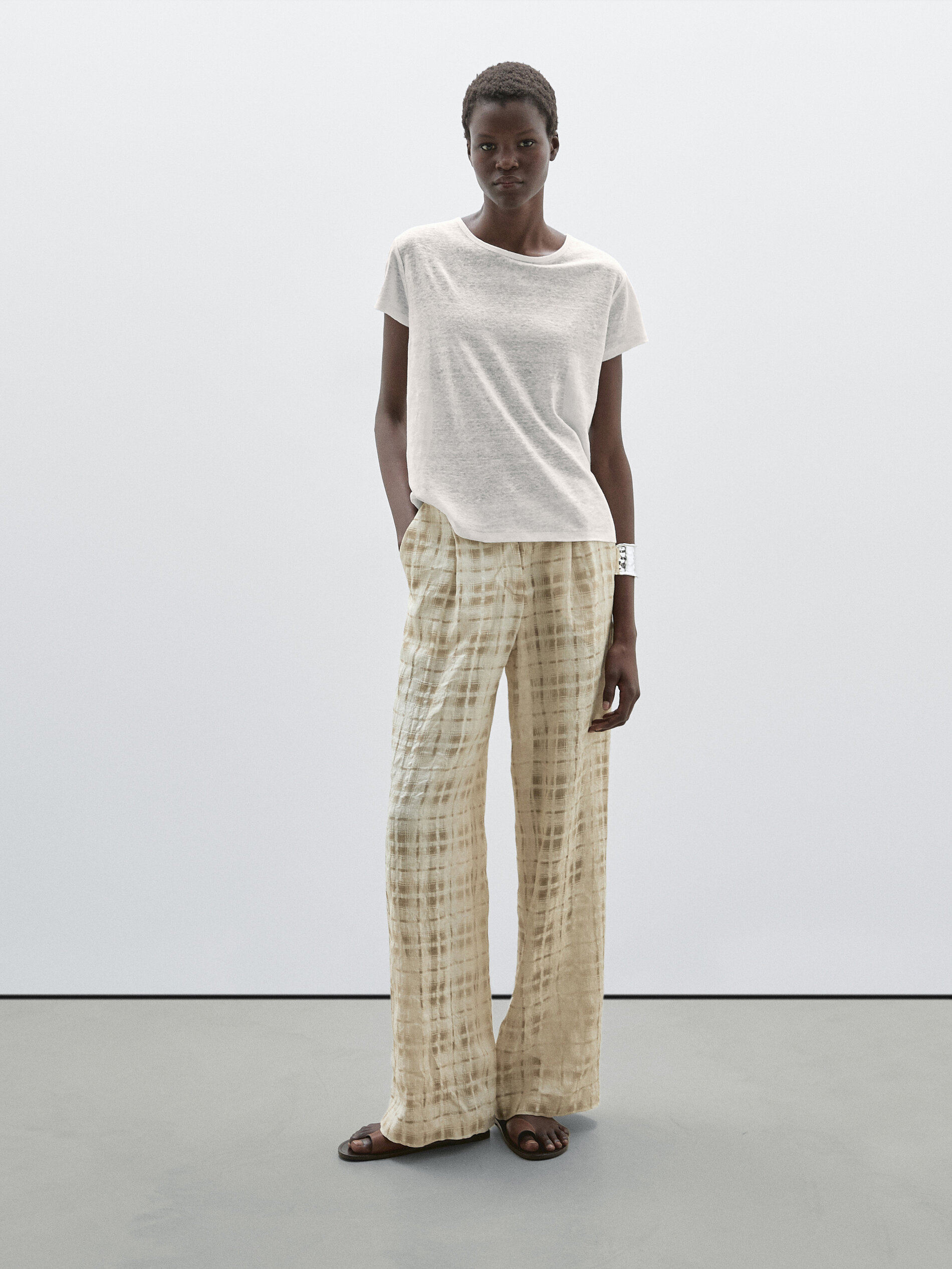 T-shirt en pur lin à manches courtes · Cru, Délavé · T-shirts Et Polos ...