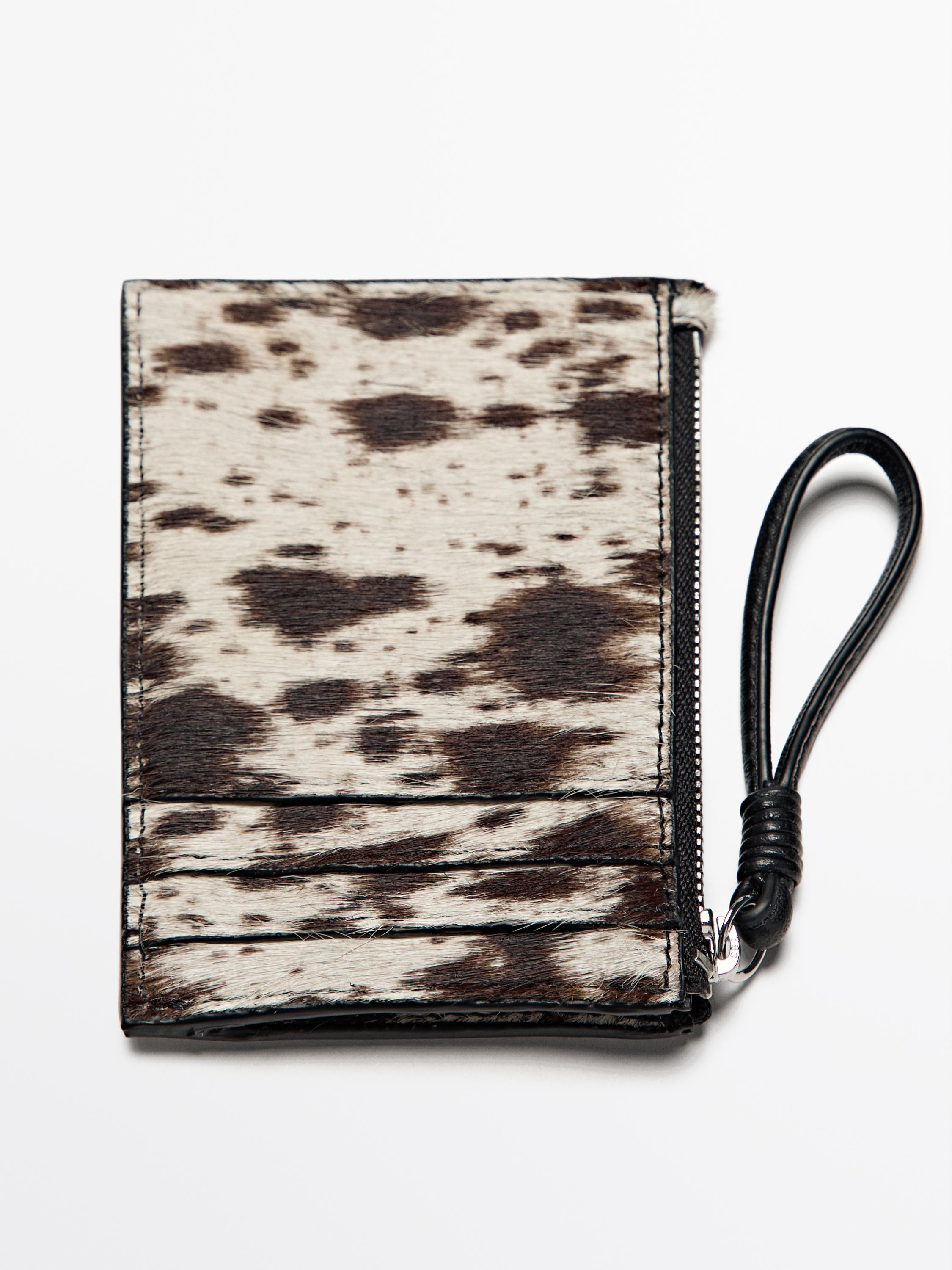 Small animal print leather wallet · أبيض · Accessories | Massimo Dutti