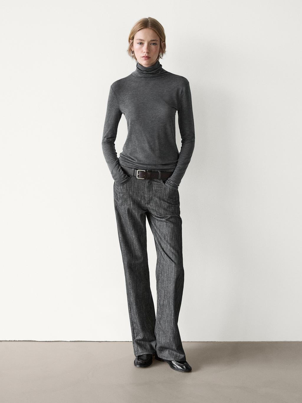 تيشرت صوف بأكمام طويلة · رمادي فحمي أسود أحمر كاري · دائري Massimo Dutti