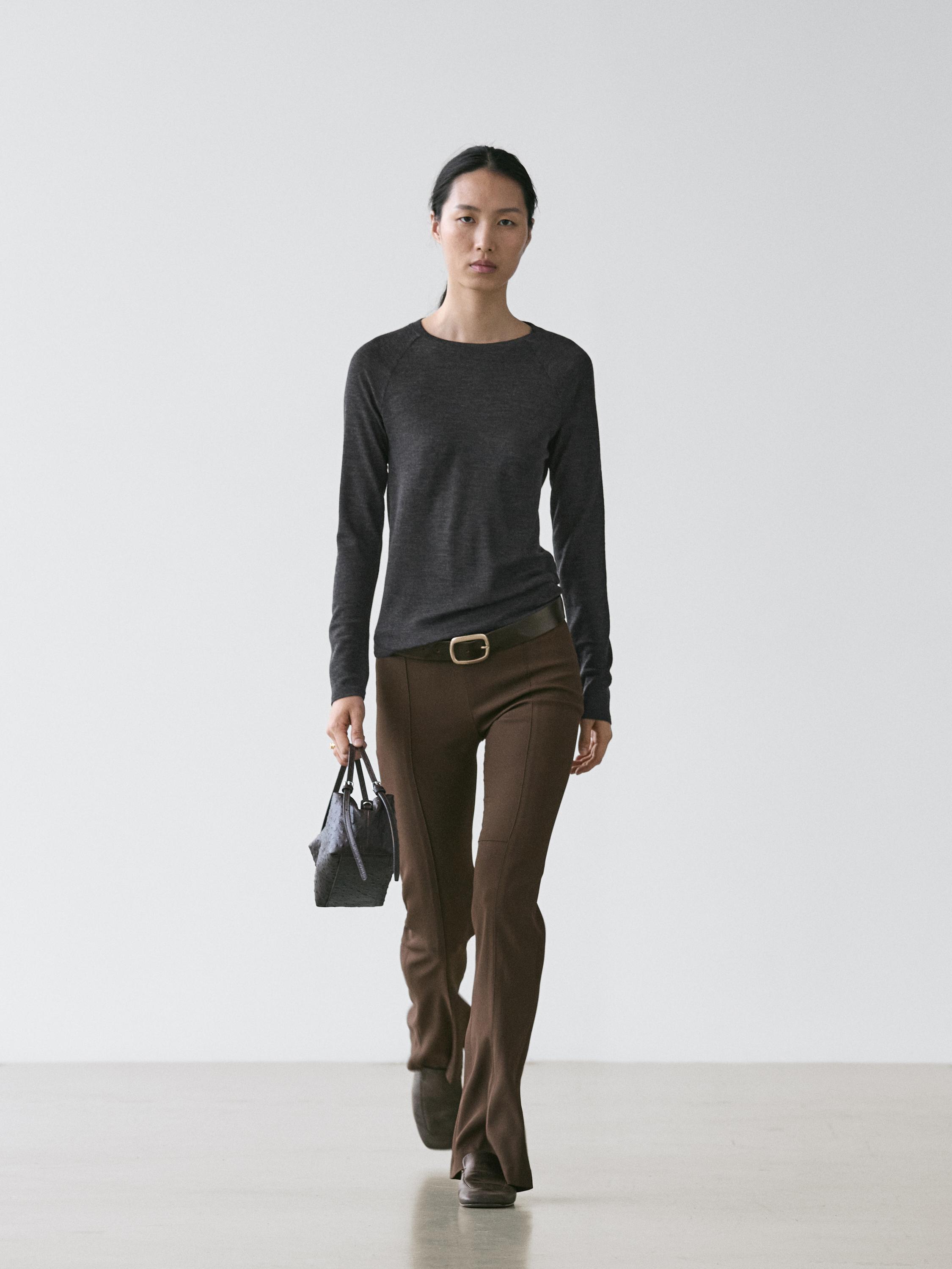 Camiseta manga ranglán lana · Gris Antracita · Circular | Massimo Dutti