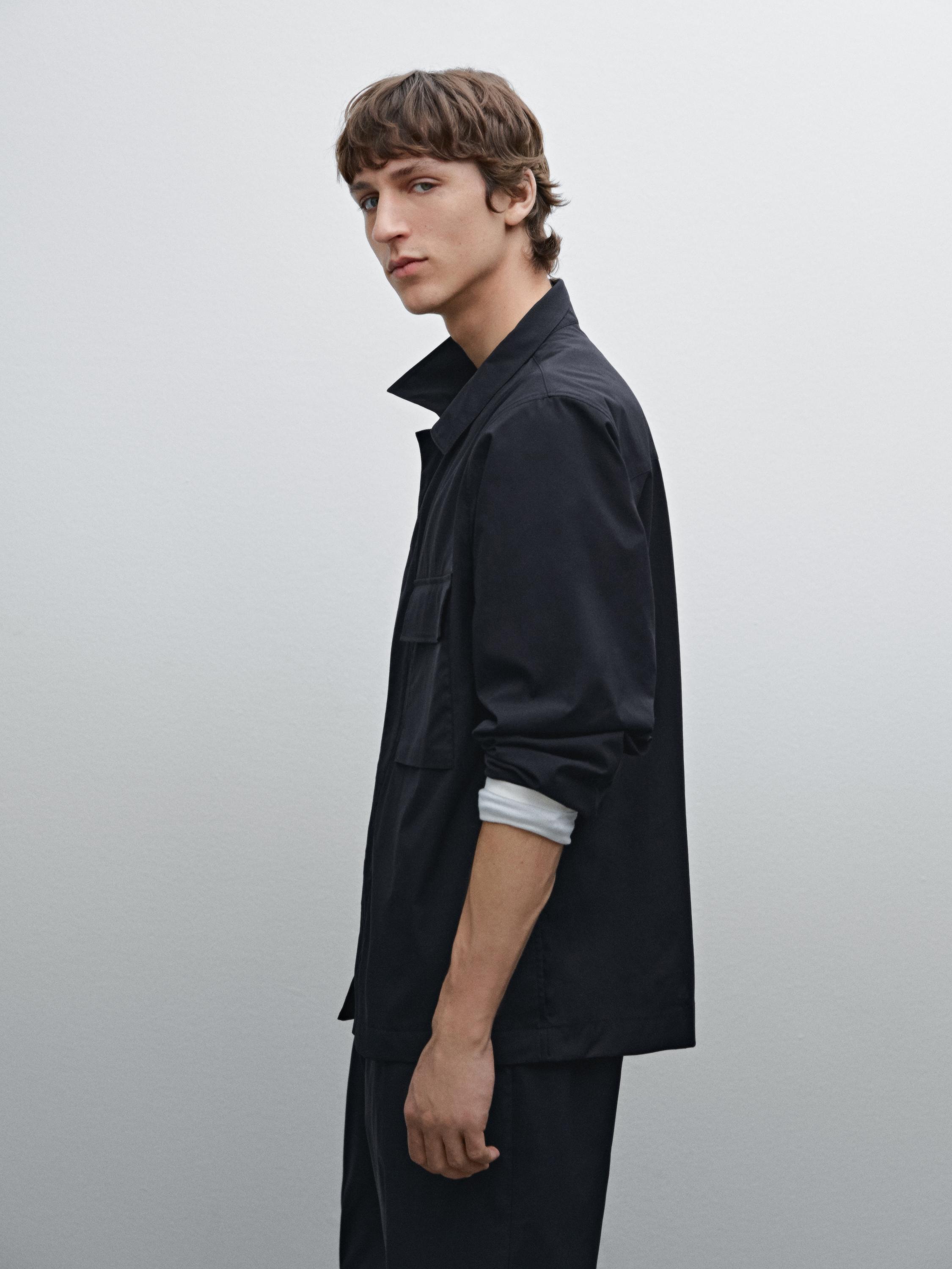 قميص سميك من قماش تقني · كحلي · Dressy | Massimo Dutti