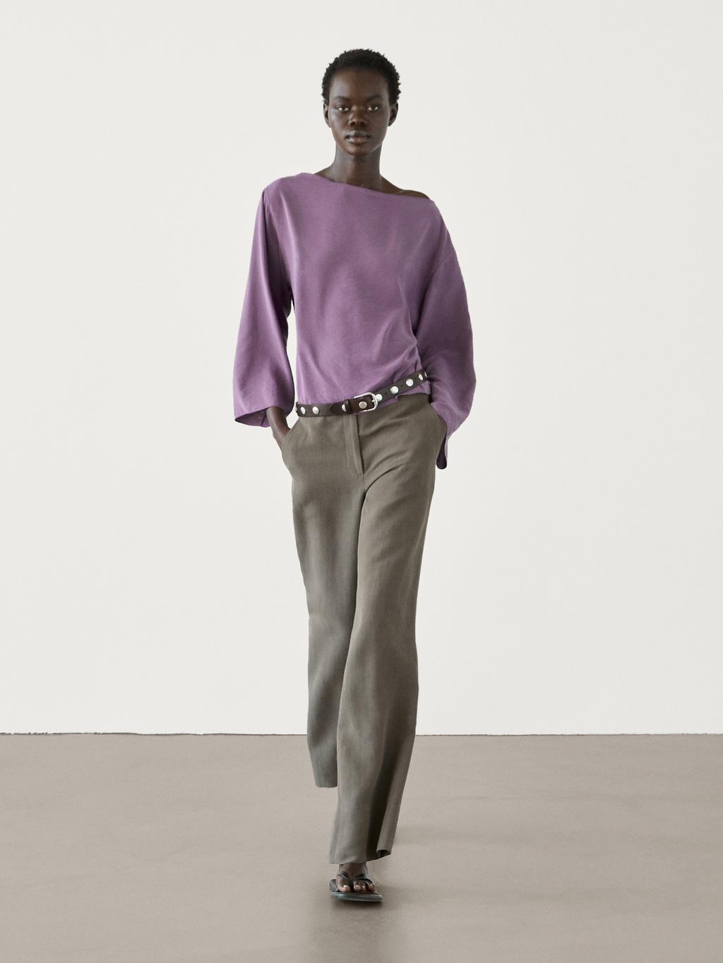 Cropped blouse with textured detail · Mulberry · Shirts | Massimo Dutti