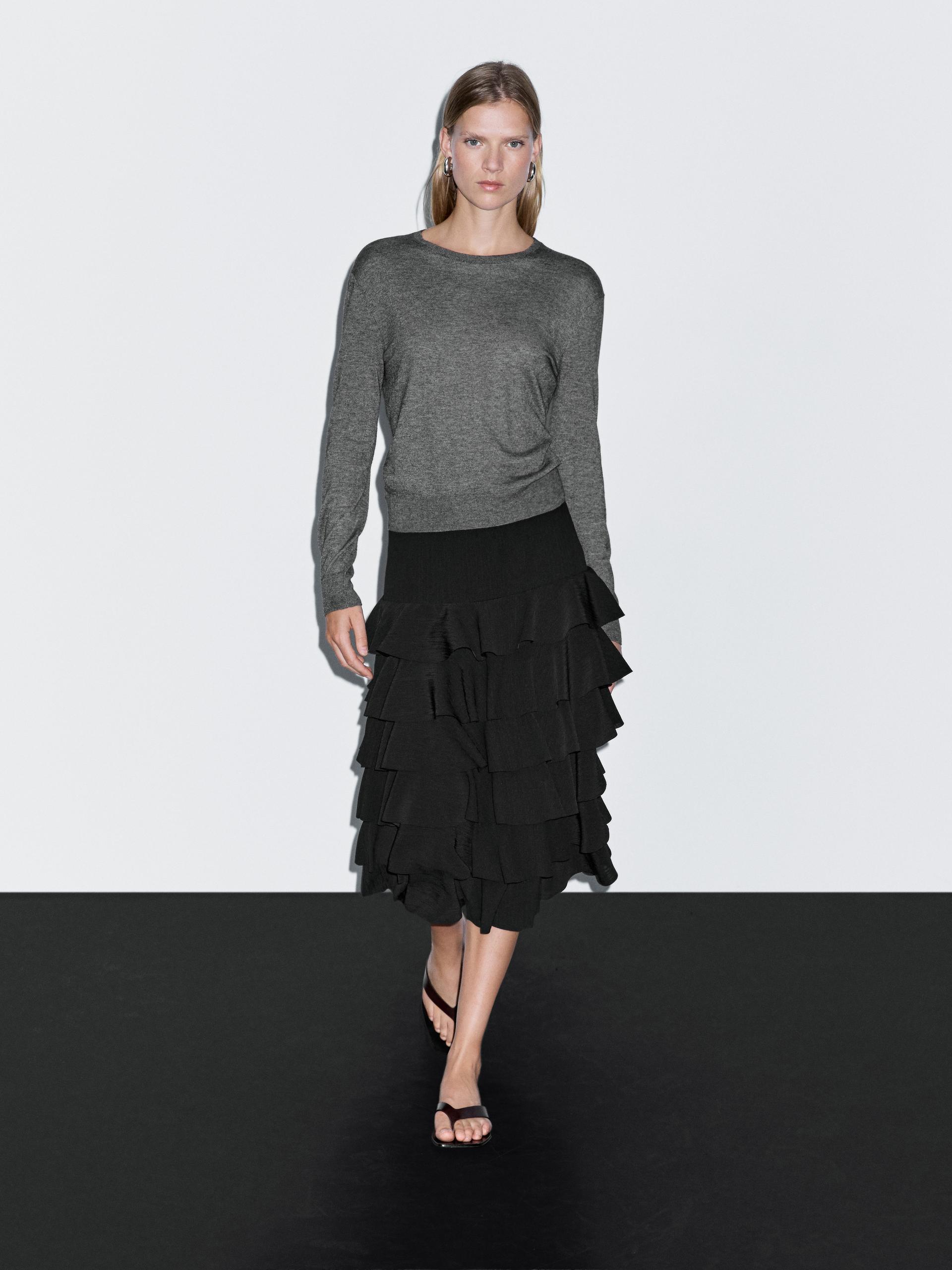 Midi suknja s volanima · Crna · Naočale Za Sunce | Massimo Dutti