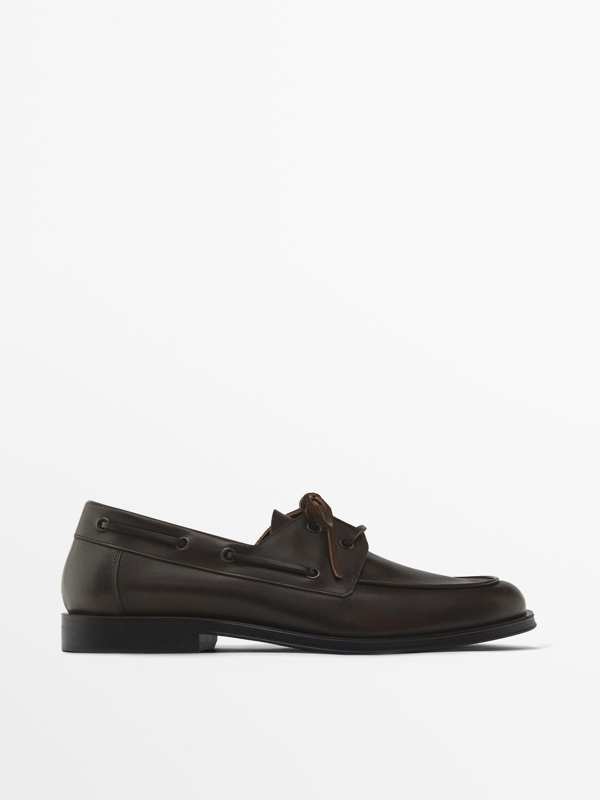 Brown leather deck shoes · Brown · Shoes | Massimo Dutti