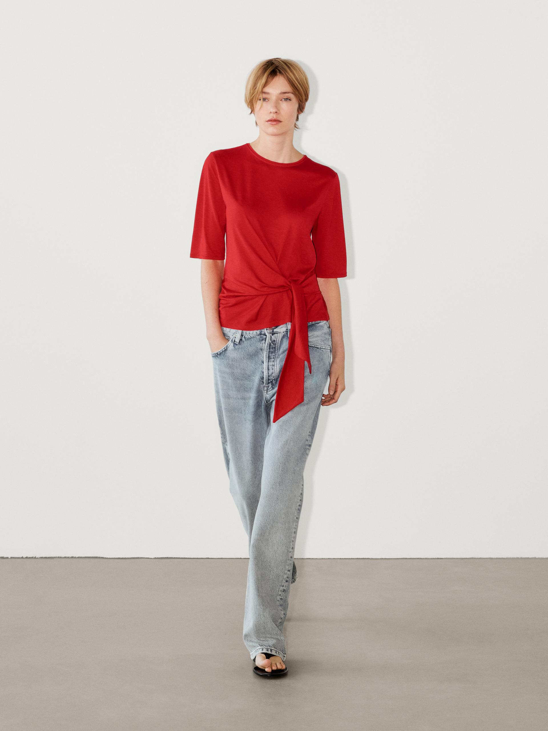 Short sleeve T-shirt with tie detail · Red, Cream, Black · T-shirts And ...