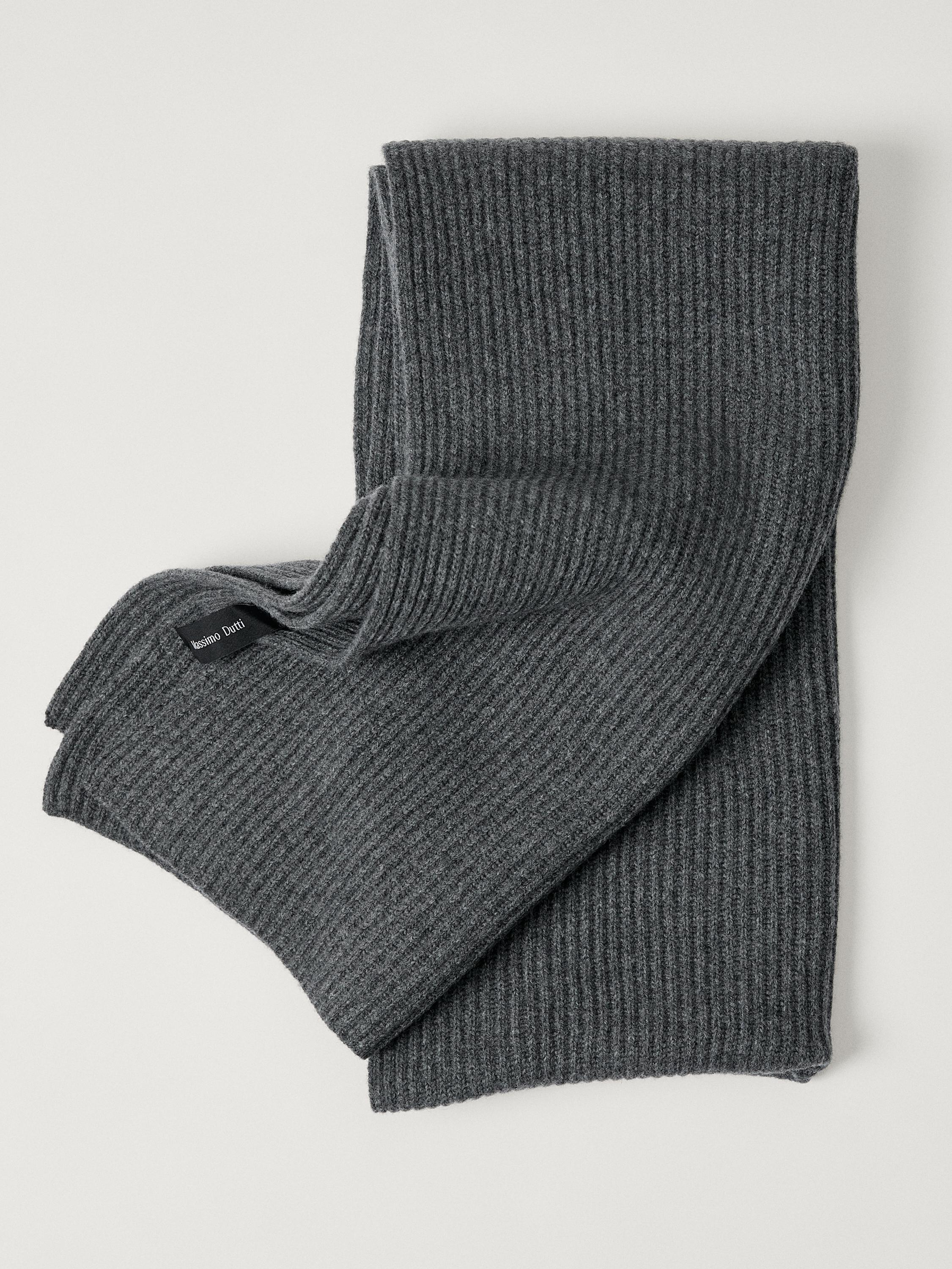 Шарф из смесовой шерсти в рубчик · Маренго, Черный, Норка · Шарфы ...