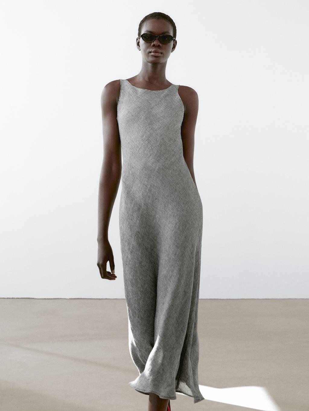 Srednje dolga obleka iz 100 % lanu · Siva · Dress | Massimo Dutti