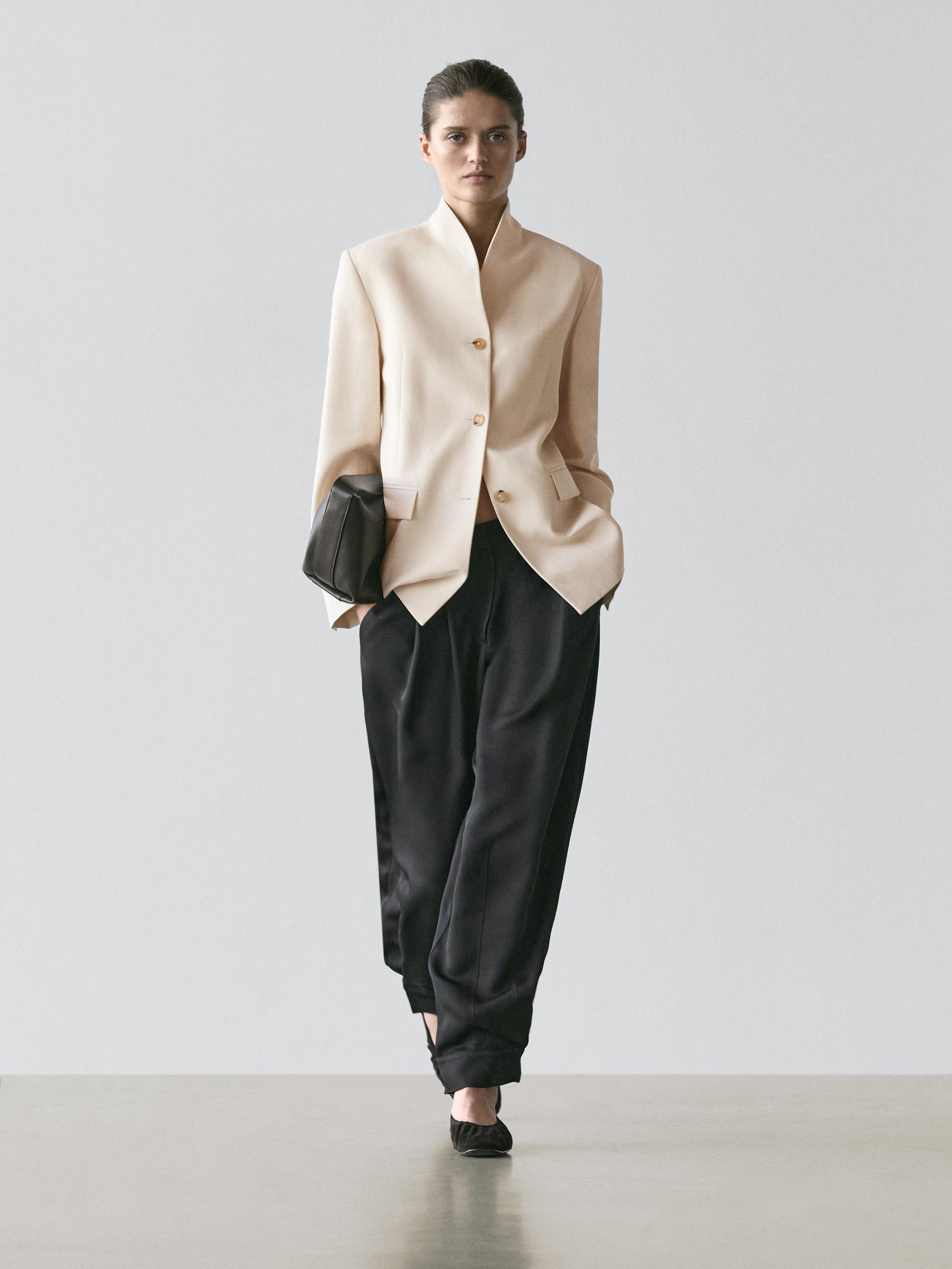 Blazer satiné à col montant · Cru · Vestes | Massimo Dutti