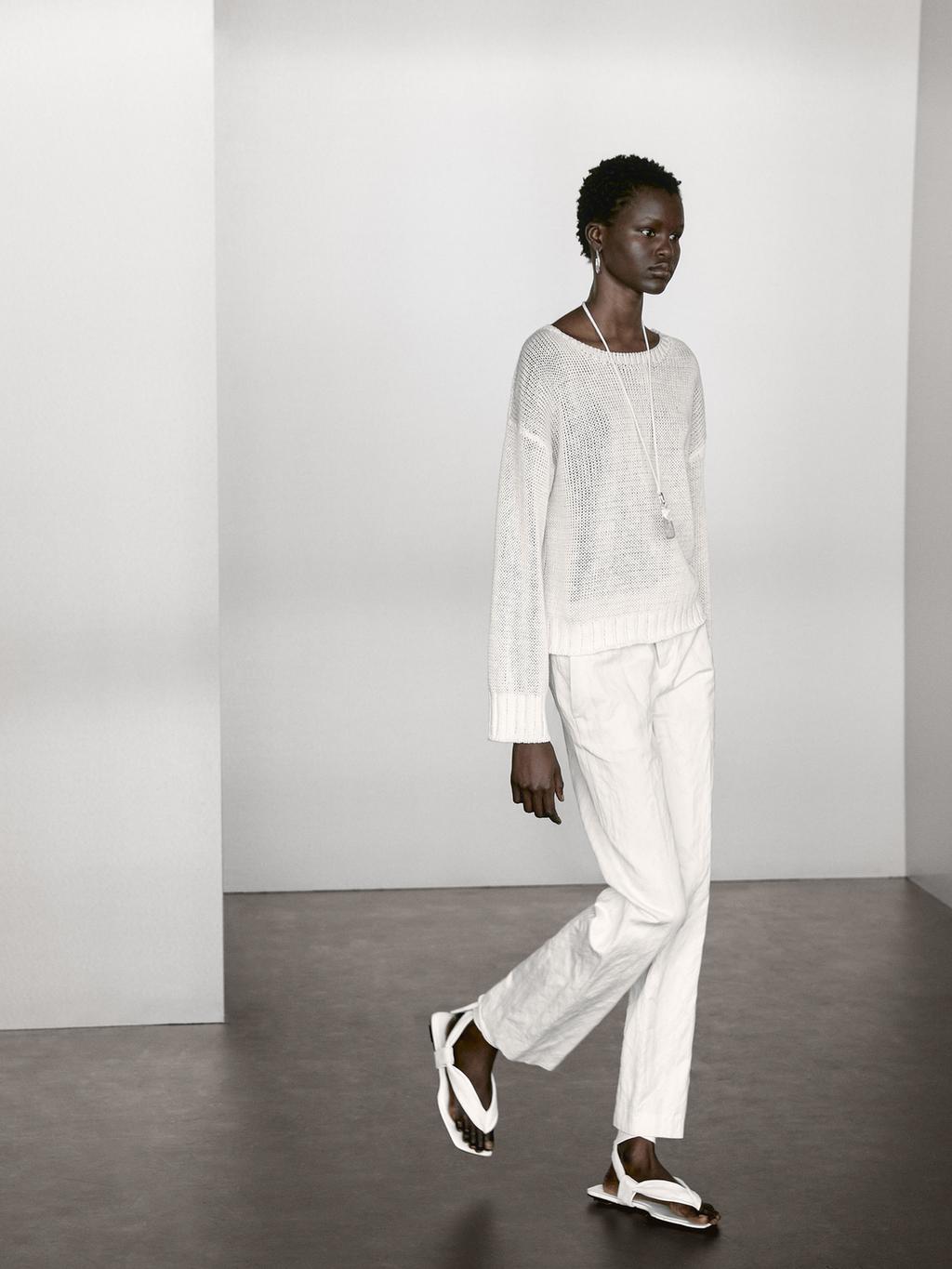 Cutwork linen sweater · White · Sweaters | Massimo Dutti
