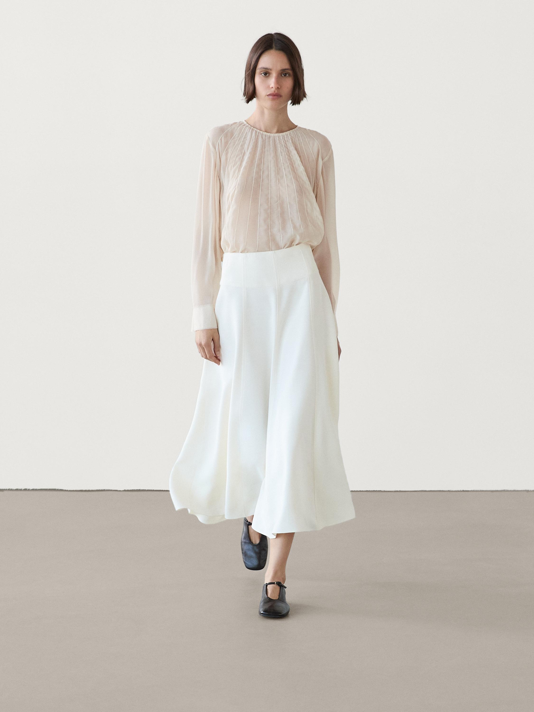 Flowing shirt with seam details · Beige · Shirts | Massimo Dutti