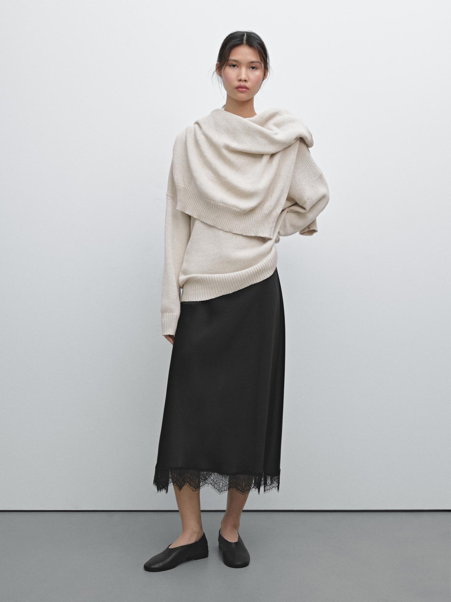 Satin midi skirt with lace details · Noir · Habillé / Jupes | Massimo Dutti