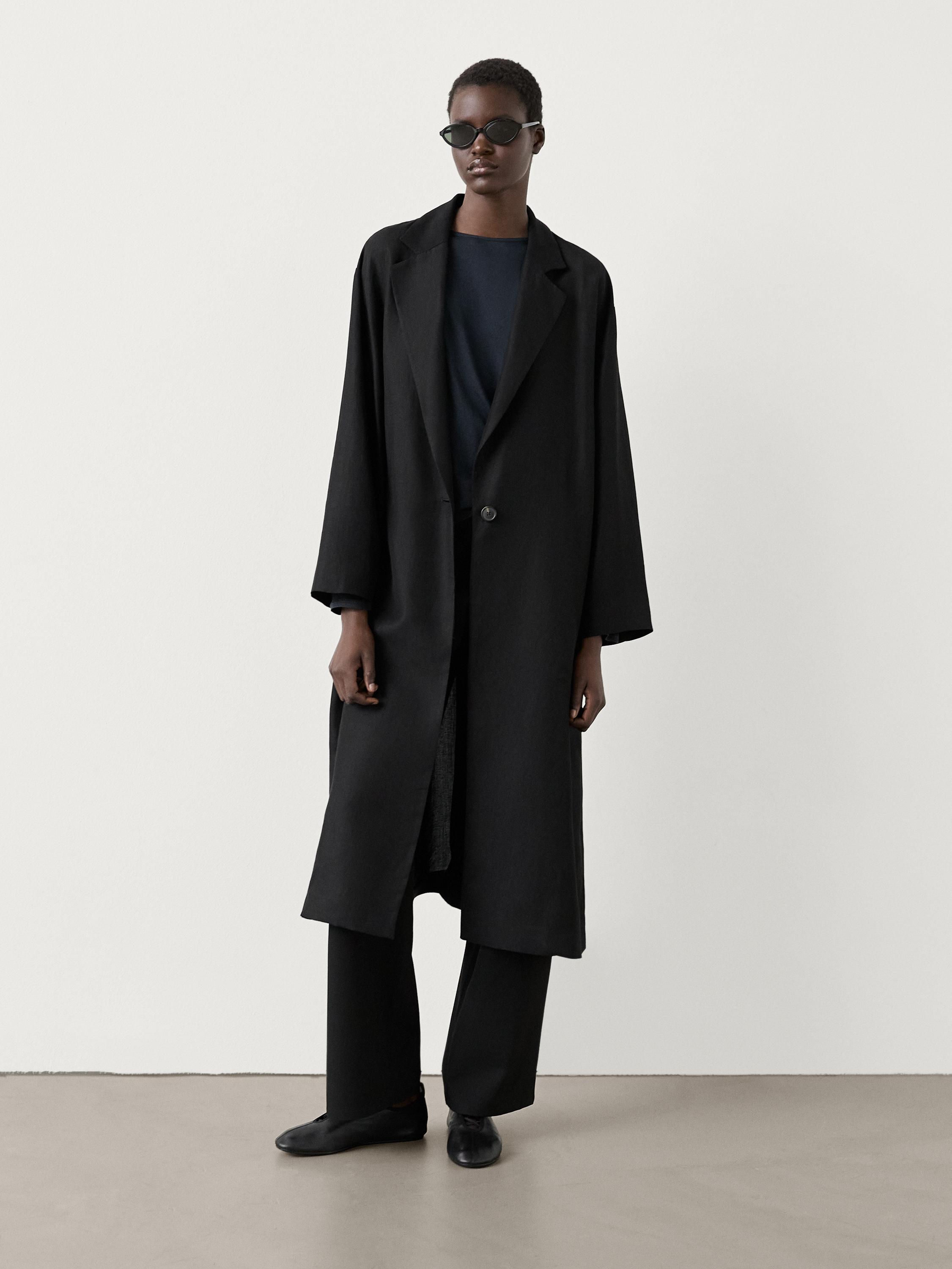 Flowing black trench coat · Black · Coats And Jackets | Massimo Dutti