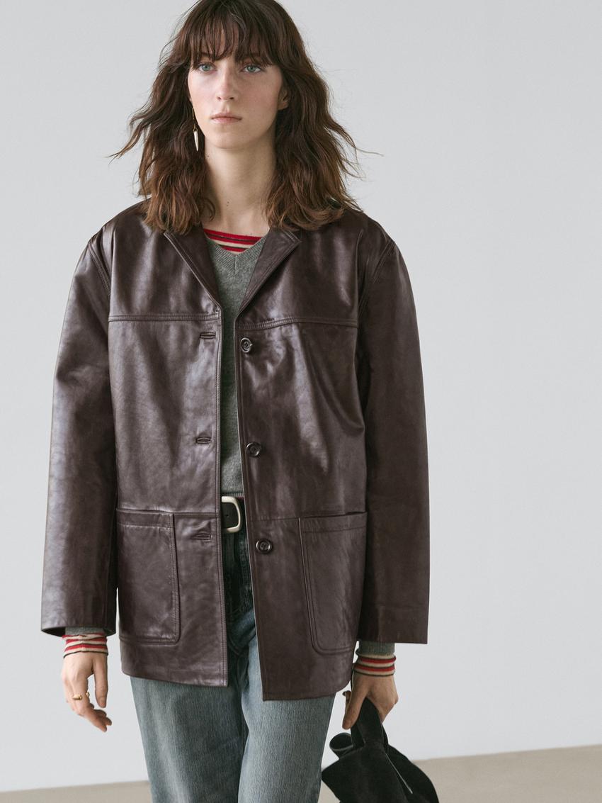 Nappaleren blazer met knopen · Bruin · Kostuums | Massimo Dutti