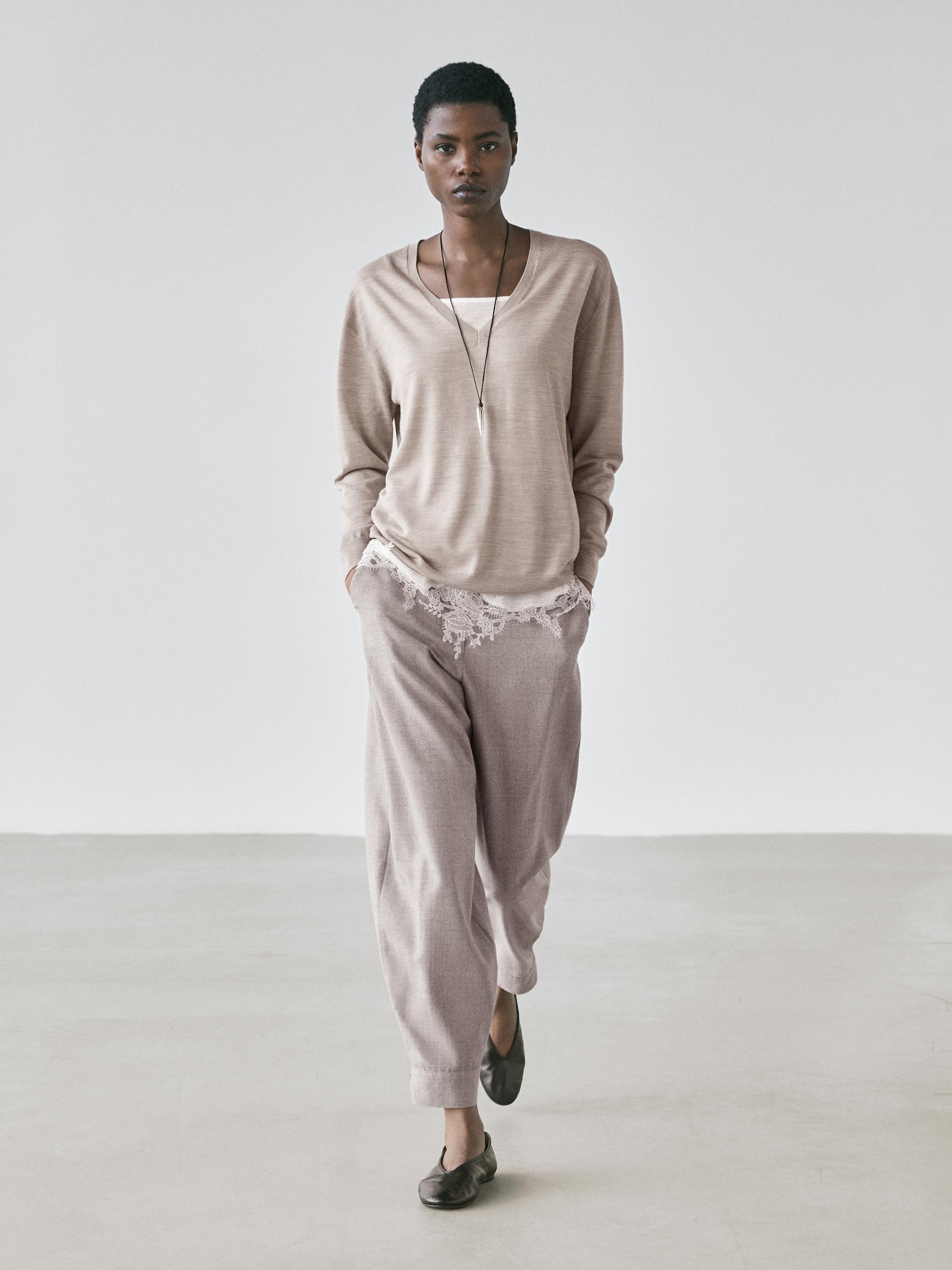 Oversized tricot trui met V-hals · Geelbruin, Bruin · Truien | Massimo ...