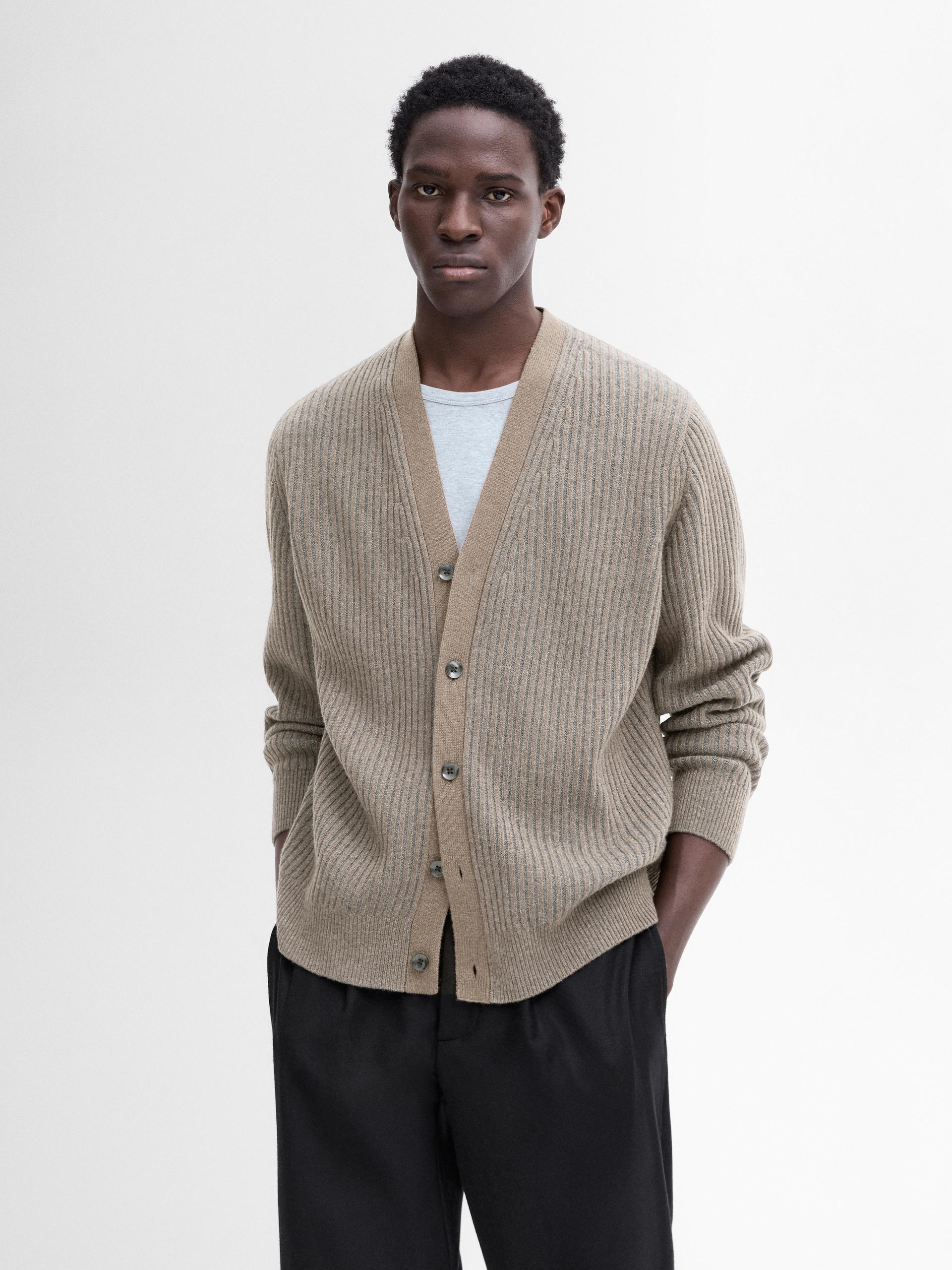 Must-have cardigans for men - Massimo Dutti