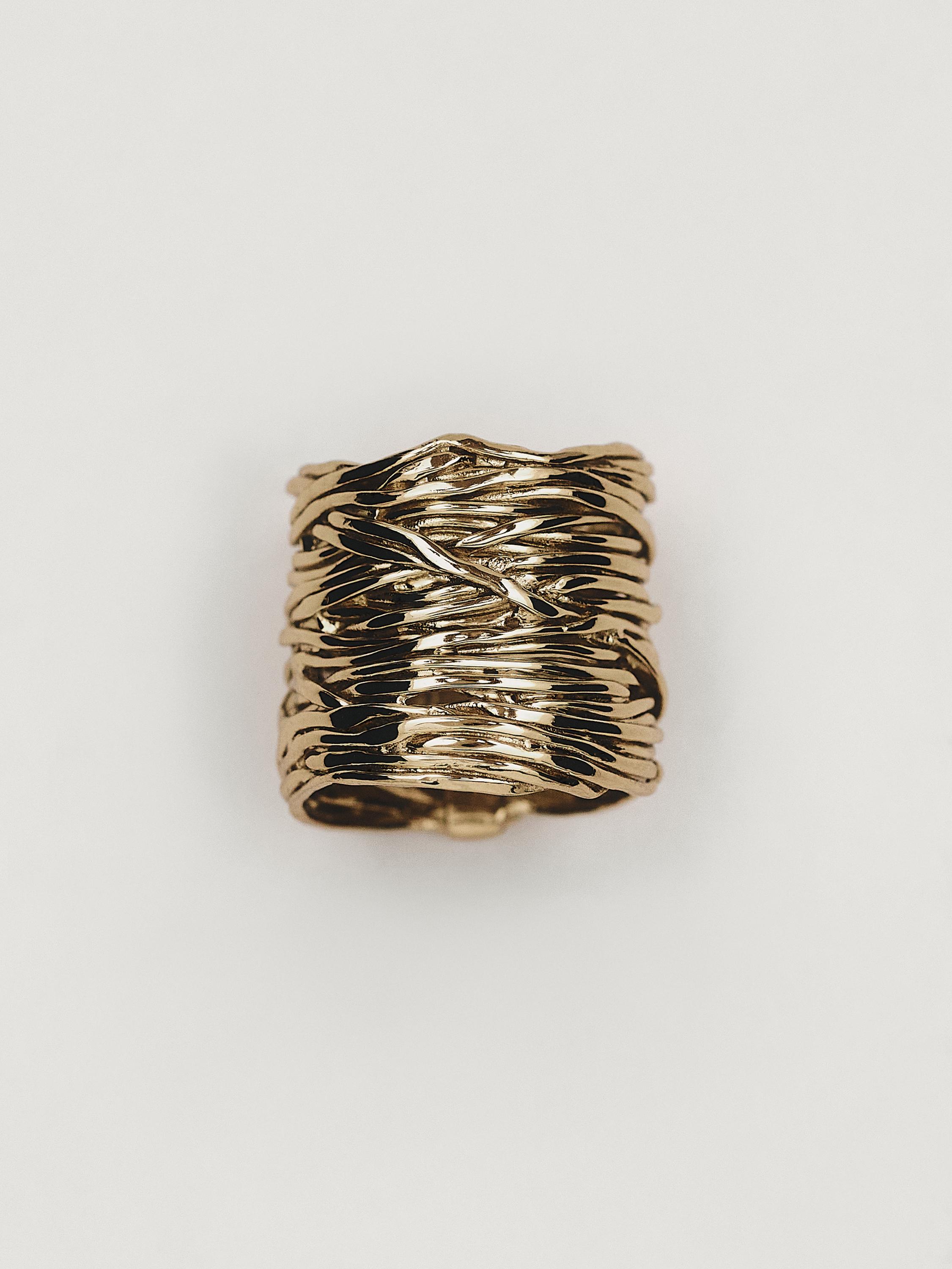 Enli teksturali uzuk · Tillarang · Accessories | Massimo Dutti