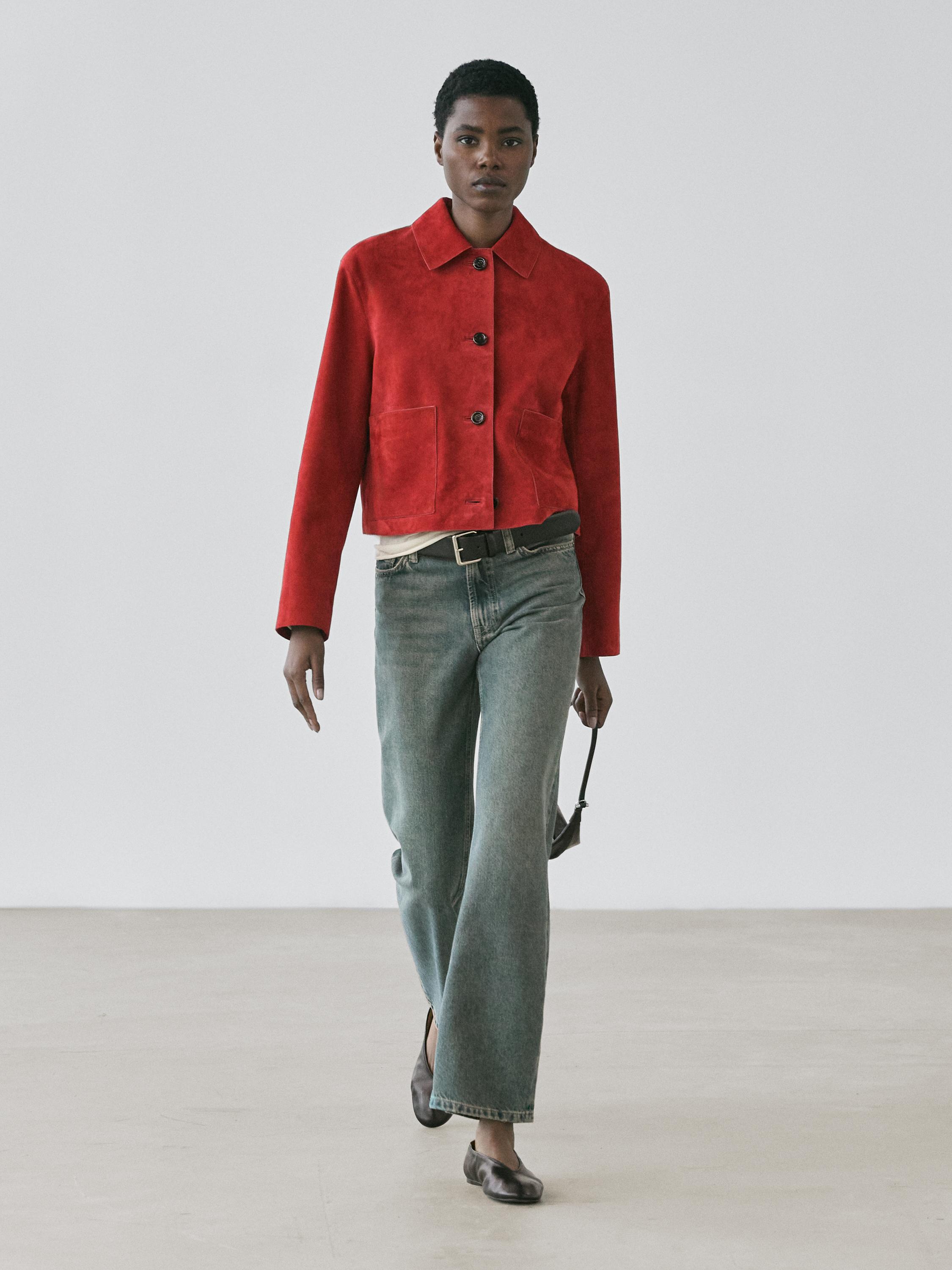 Short suede jacket · แดง · Bomberâ Jacket | Massimo Dutti