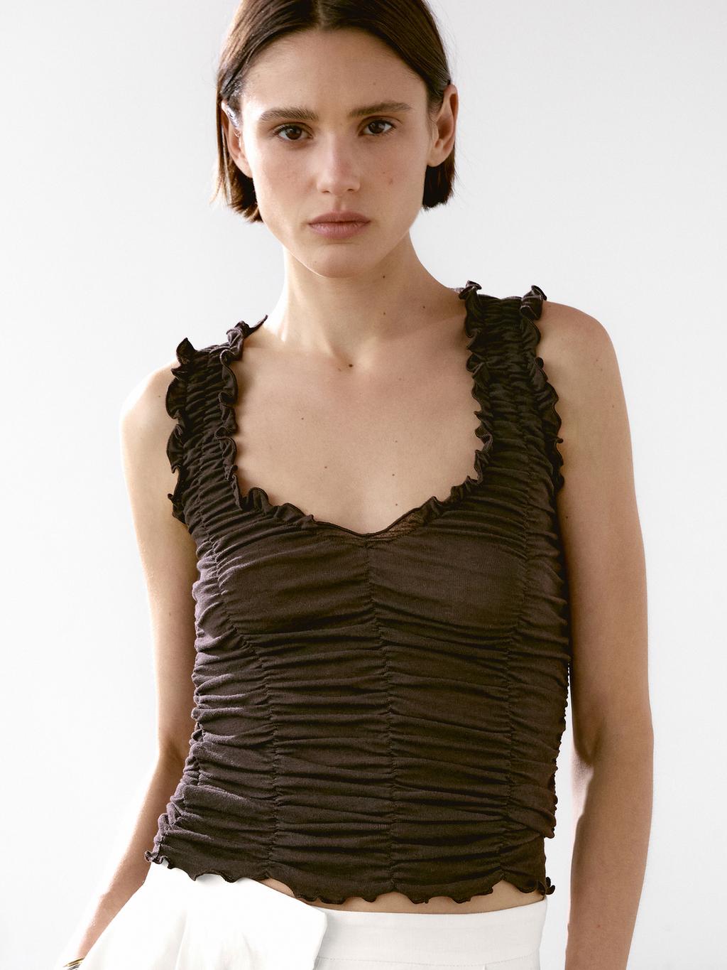 Top efecto arrugado algodón · Marrón, Negro · Circular | Massimo Dutti