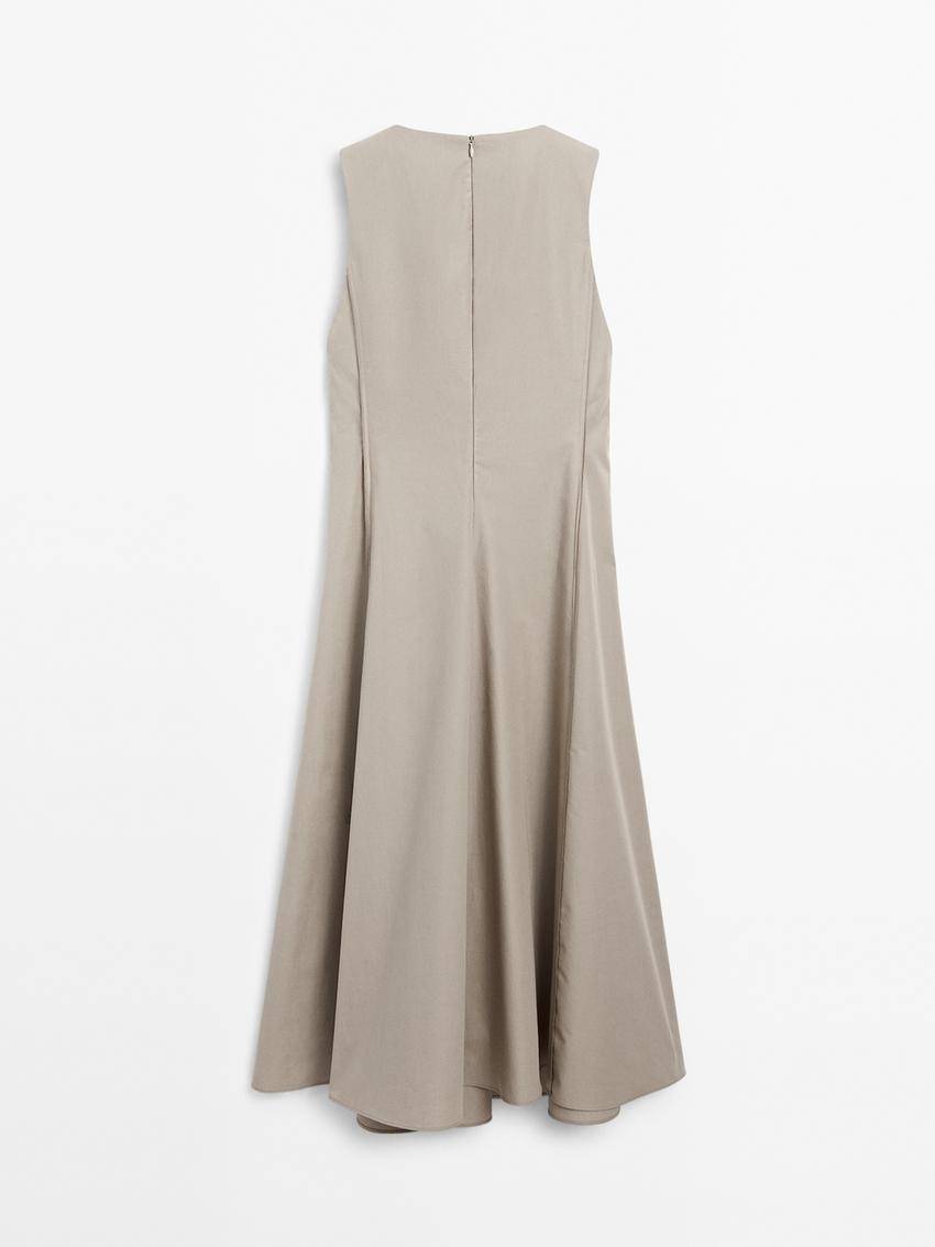 Midi haljina od puplina sa lepršavim zvonastim padom · Boja Peska ...