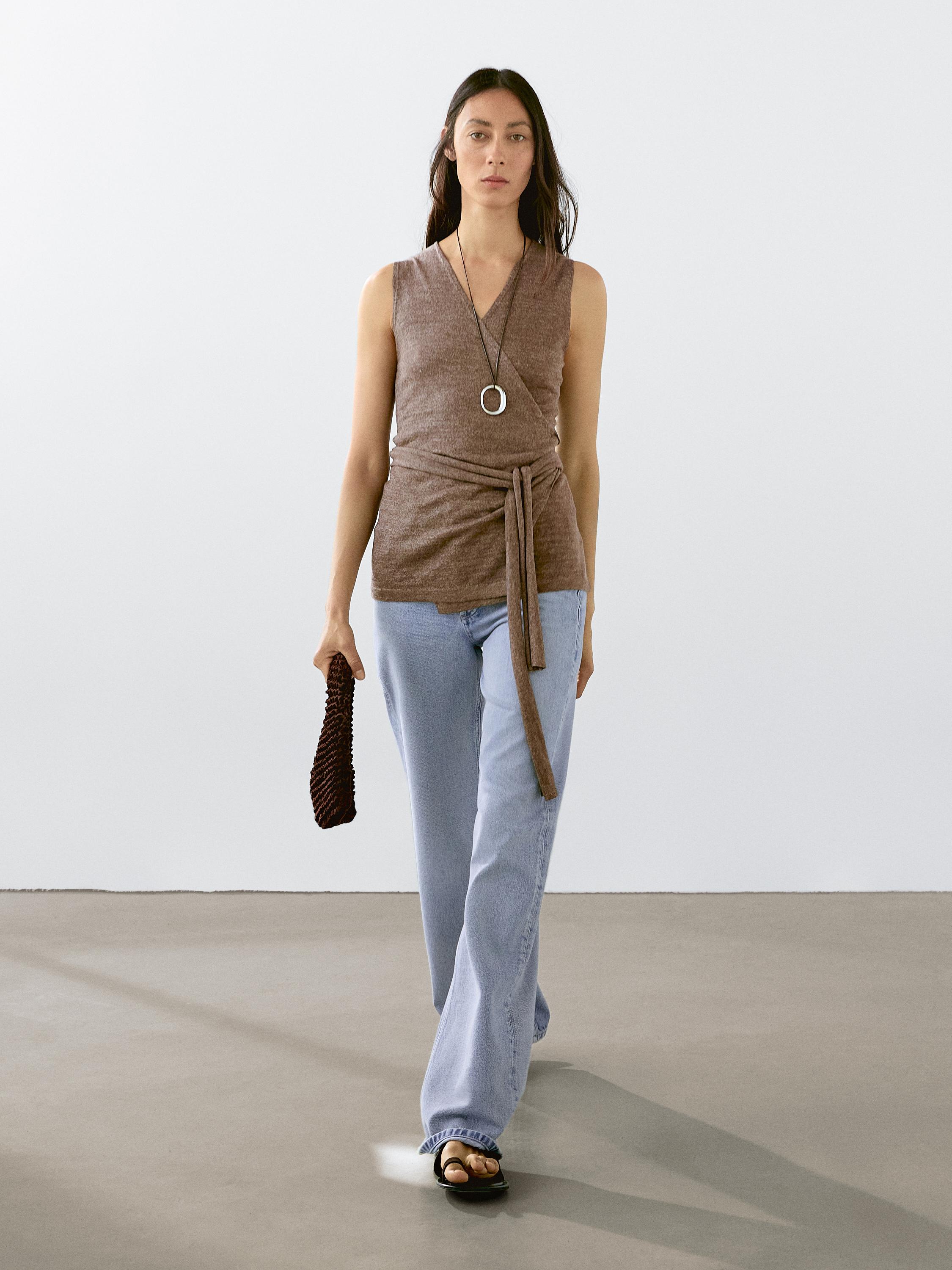 Linen blend knit crossover top · Brown · Dressy | Massimo Dutti