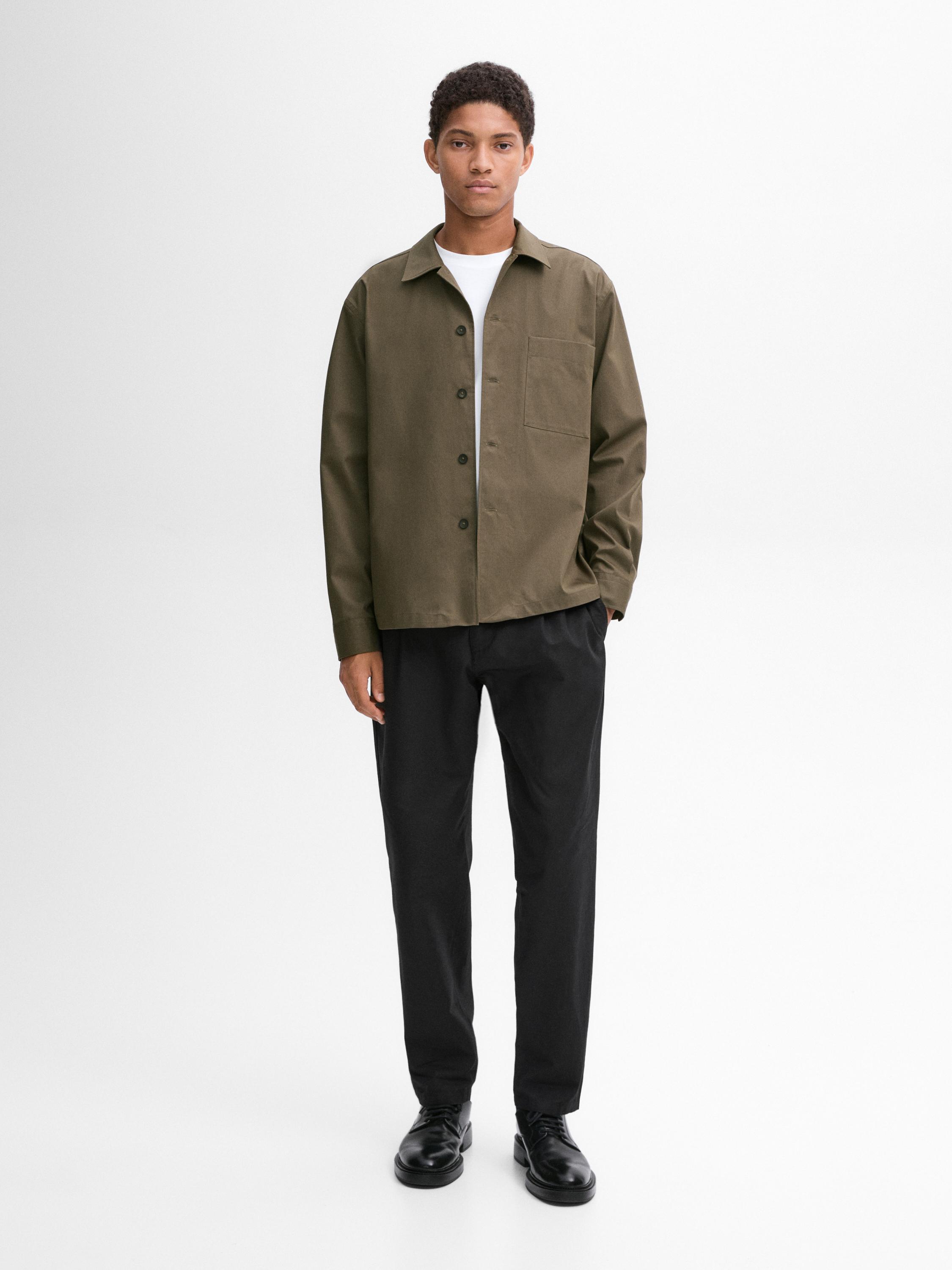 Sobrecamisa algodón bolsillos · Verde · Accessories | Massimo Dutti