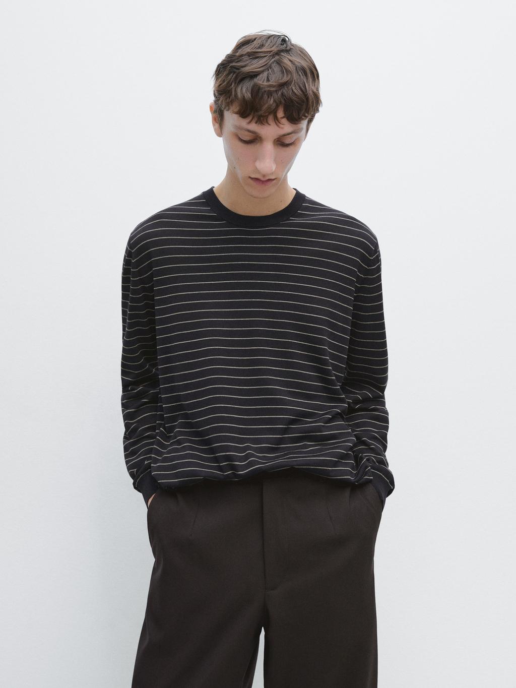 Striped long sleeve T-shirt · Navy Blue · Sweaters | Massimo Dutti