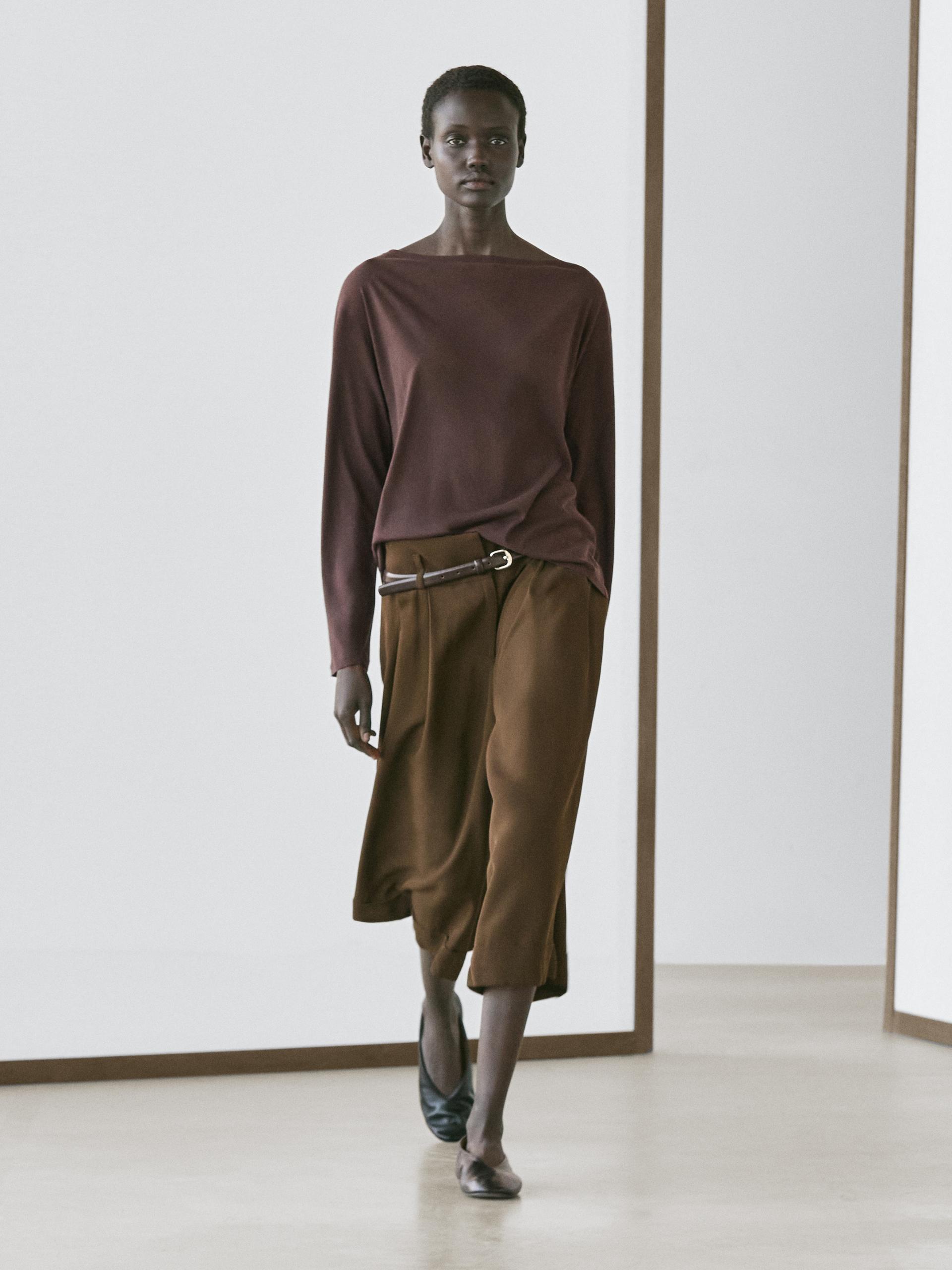 100% cotton boat neck T-shirt · Brown, White · T-shirt | Massimo Dutti