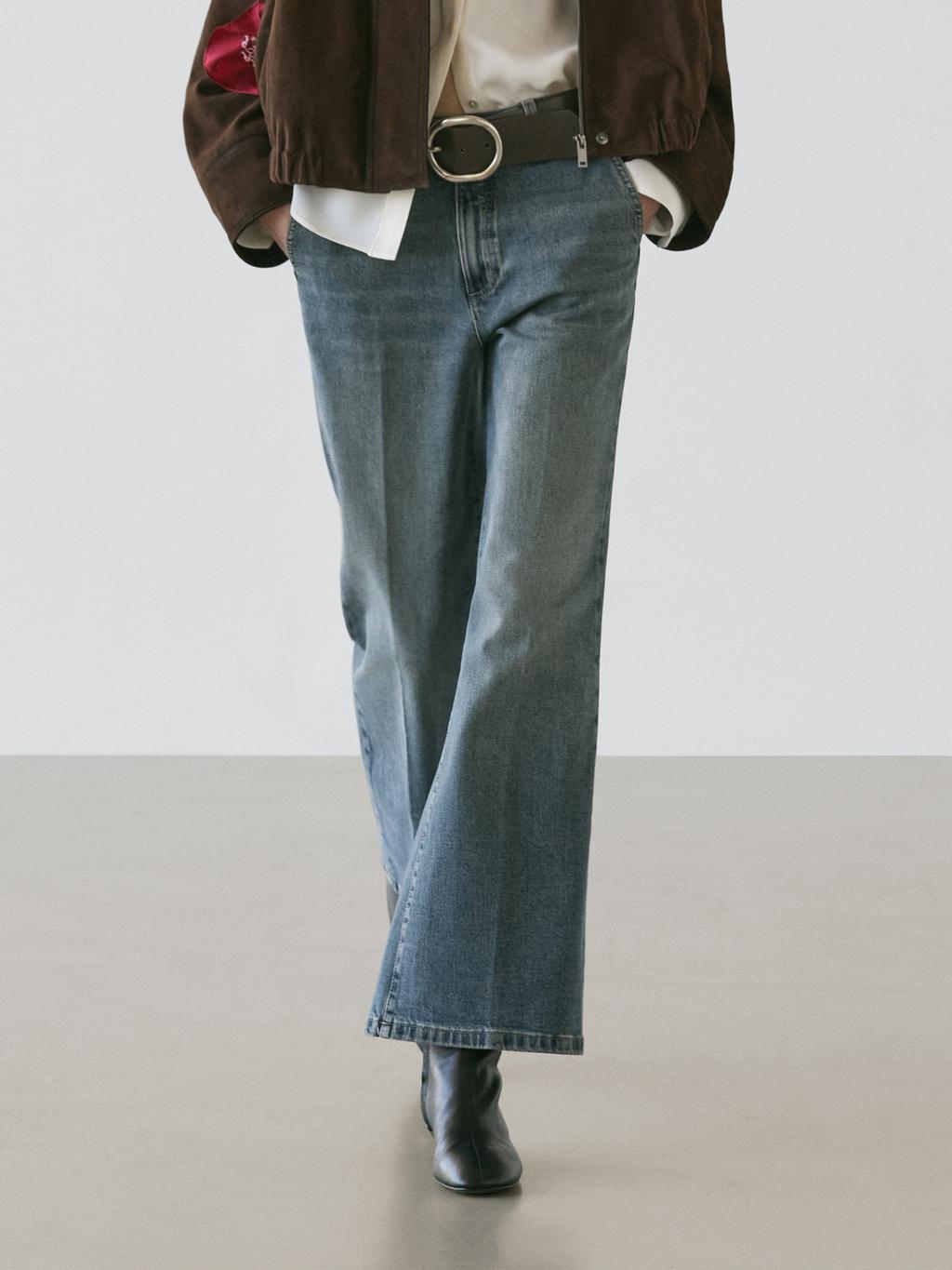 Mid-rise bell bottom jeans · Medium Blue · Trousers | Massimo Dutti