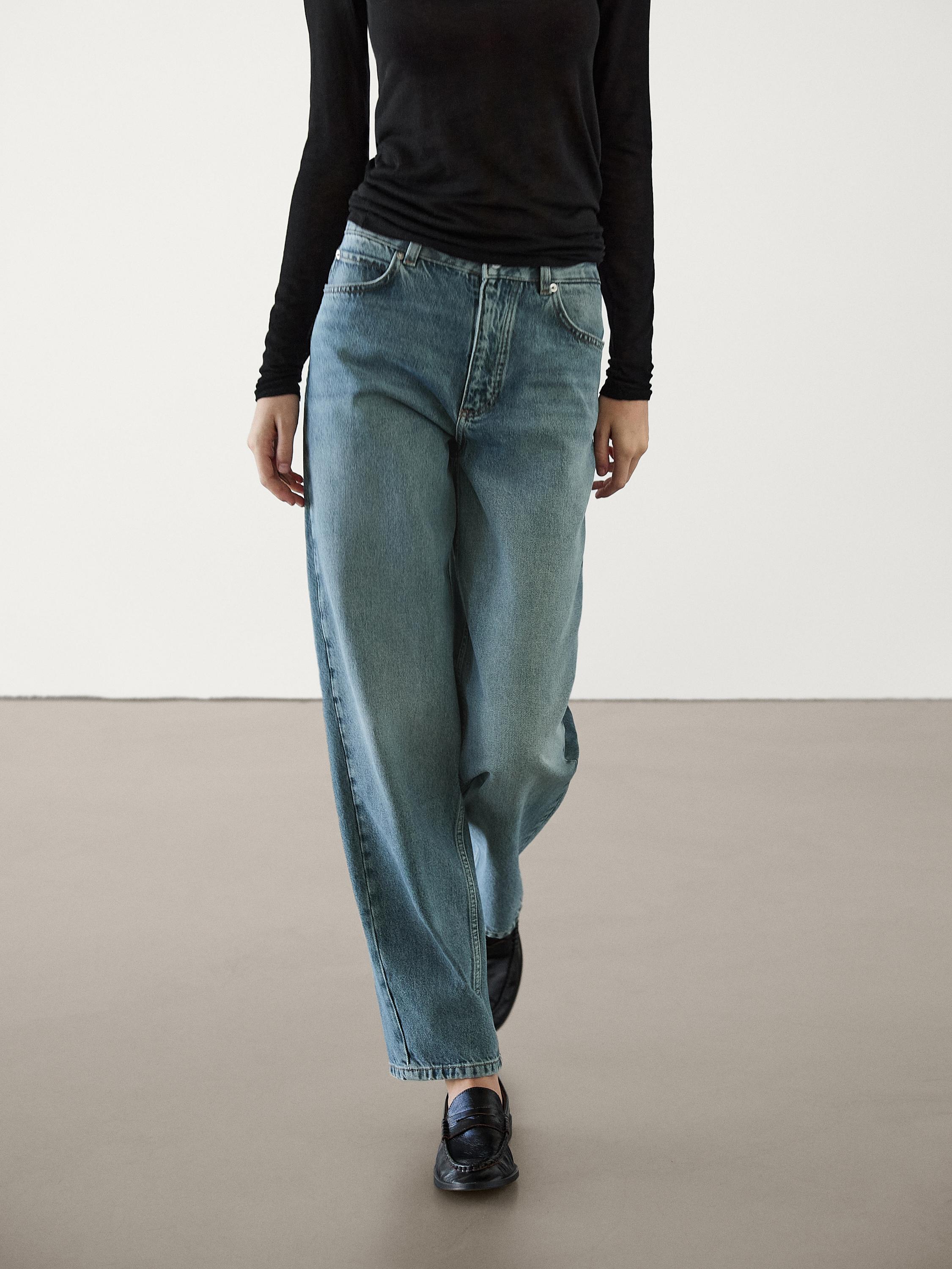 Jeans barrel fit · Biru Muda · Dressy | Massimo Dutti