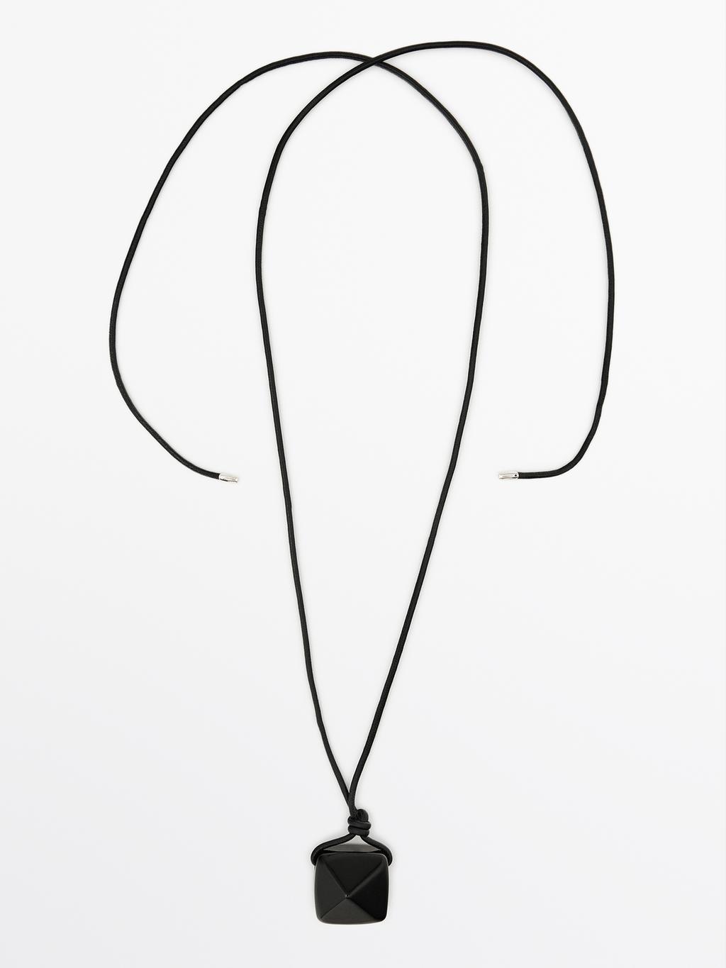 Collar Cordón Piel Piedra Natural · Negro · Accesorios Massimo Dutti
