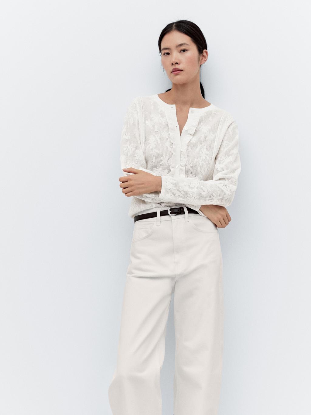 Cardigan a maniche lunghe traforato · Ecru · Top E Altri Capi | Massimo ...