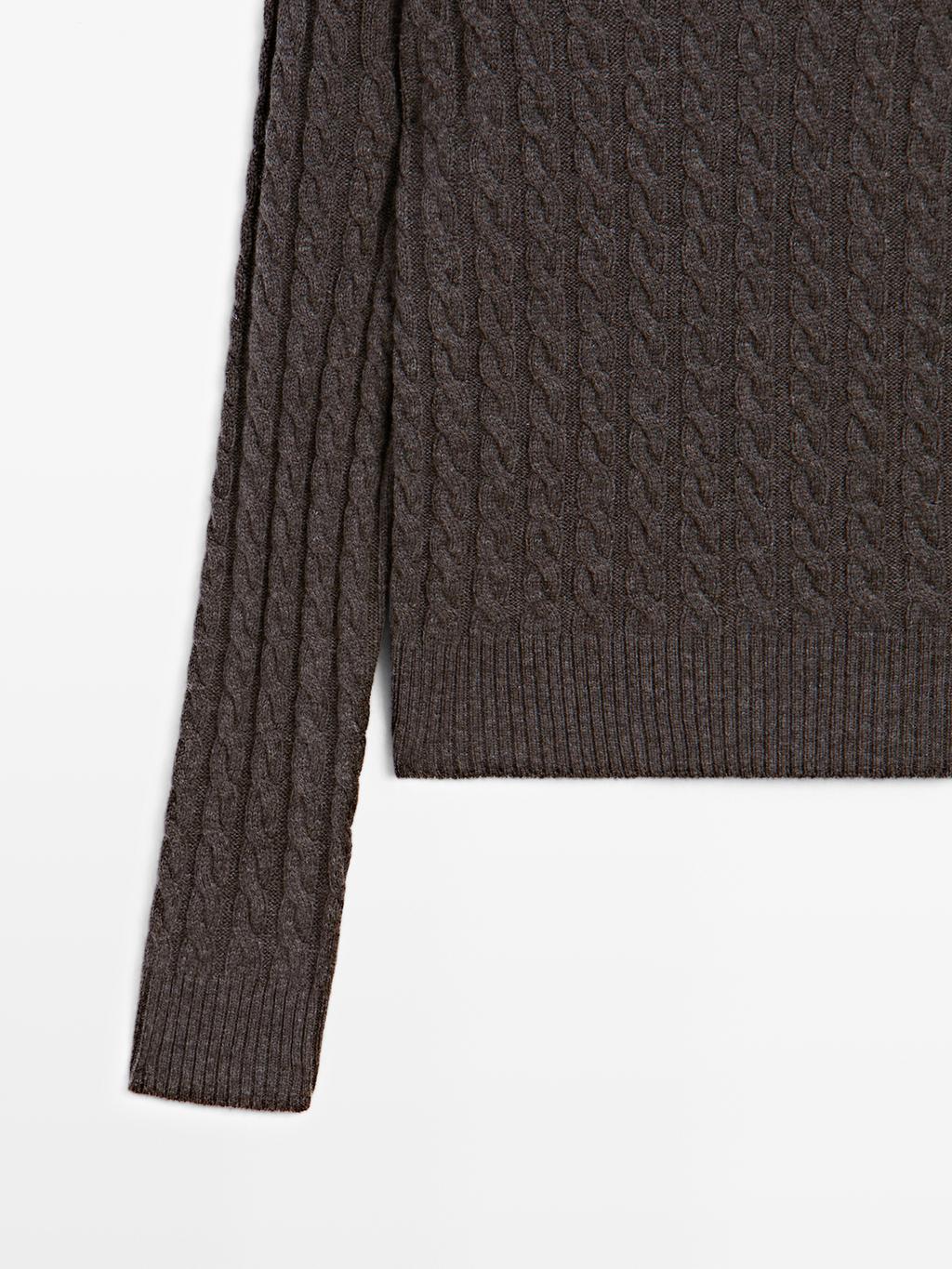 Wool blend cable-knit sweater · Brown · Sweaters | Massimo Dutti